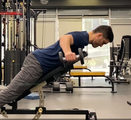 Crunch con mancuerna | Institute